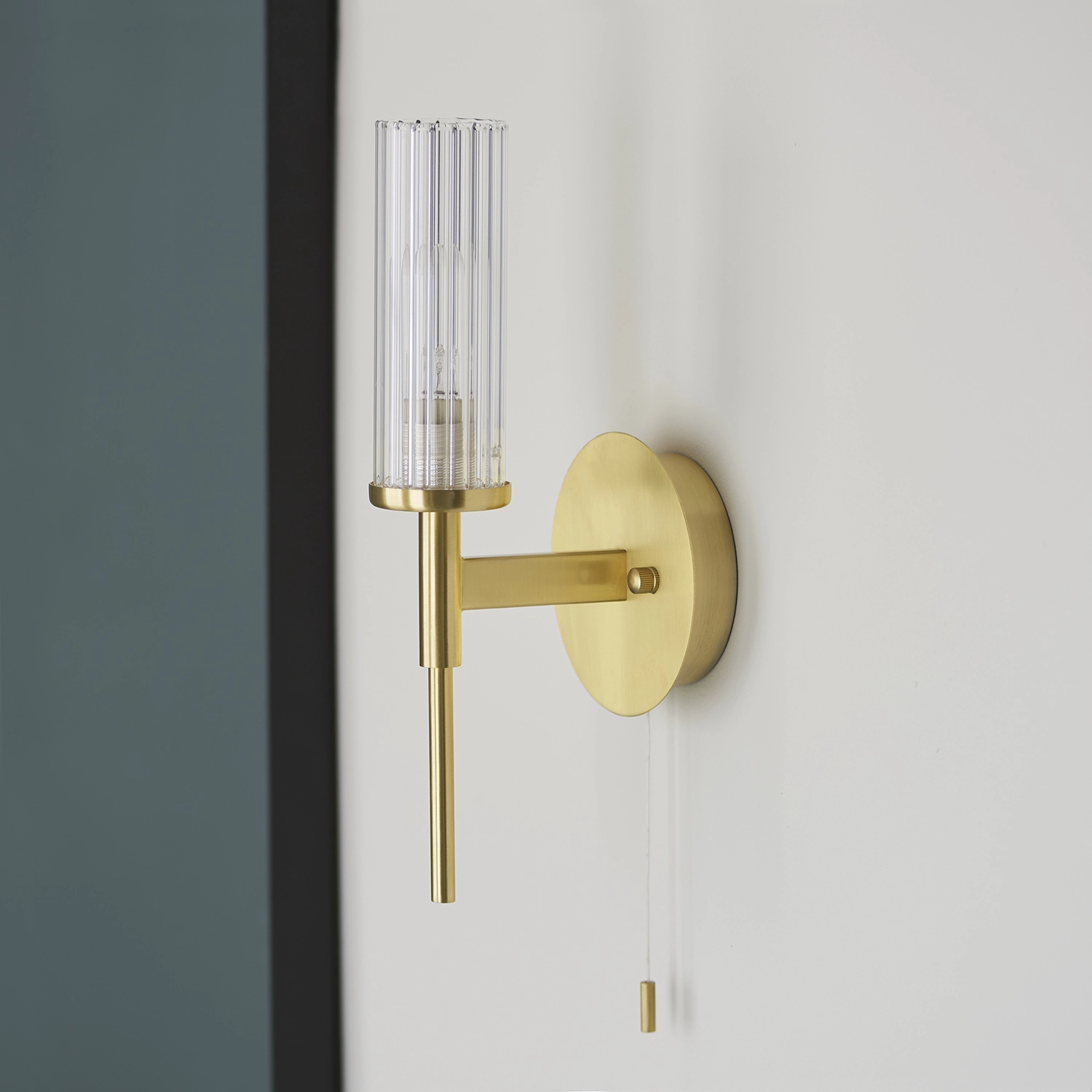 TAYLOR | 3W Bathroom Wall Light | Satin Plate & Clear Ribbed Glass | G9 ...